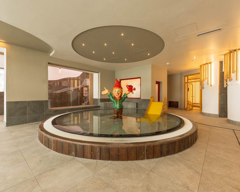 Indoor pools | Premium Kinderhotel Waldhof